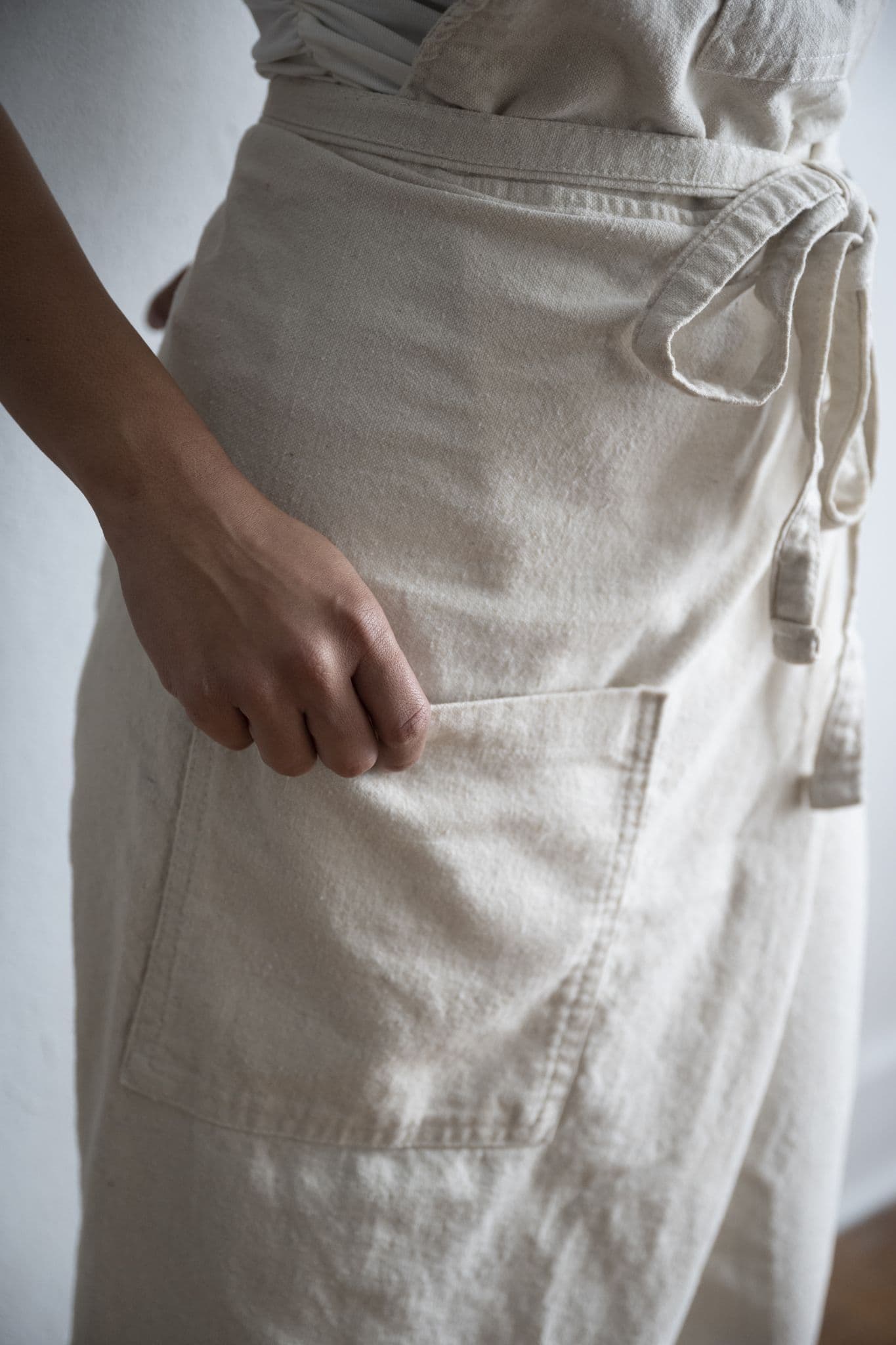 Walking Apron, pottery apron, artist apron, crafting apron