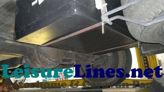 70 LITRE LARGE REAR UNDERSLUNG WASTE WATER TANK SPRINTER CRAFTER