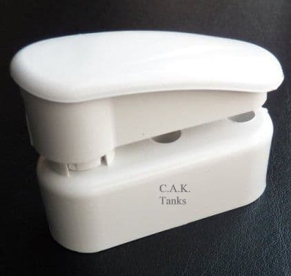 ADJUSTABLE TURN BUTTON CATCH -WHITE