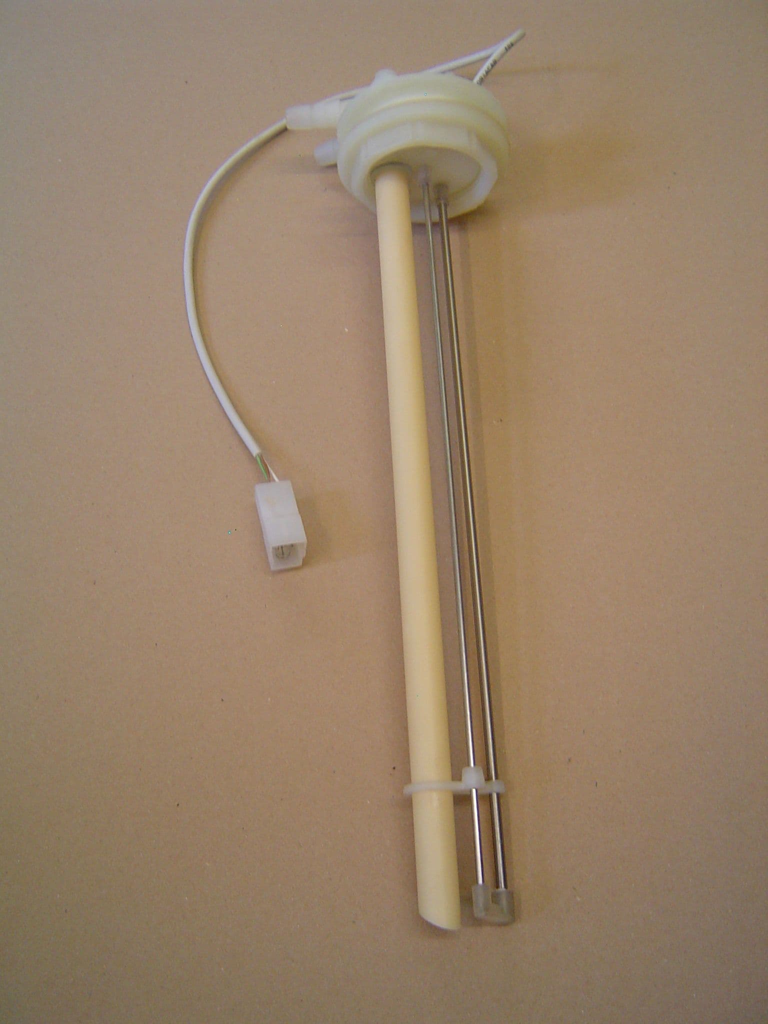 CBE ELECTRONIC FRESH TANK PROBE SENSOR SPE WITH OVERFLOW AND PUMP DIP TUBE