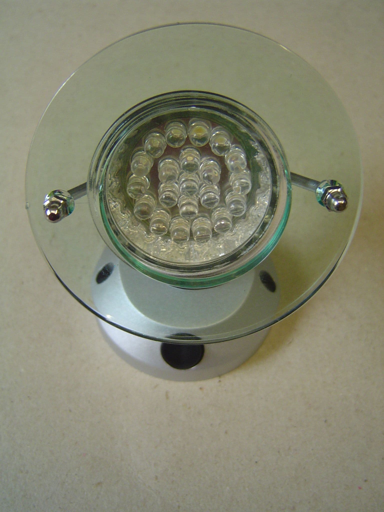 DOMETIC SURFACE LED SPOTLIGHT L25TM 12v