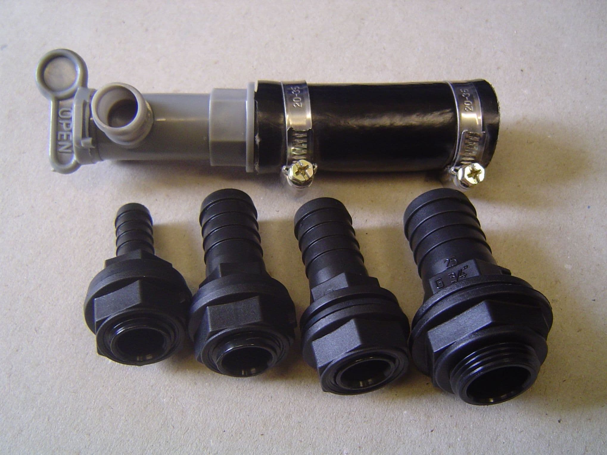 NUT IN TANK FITTINGS SET WASTE