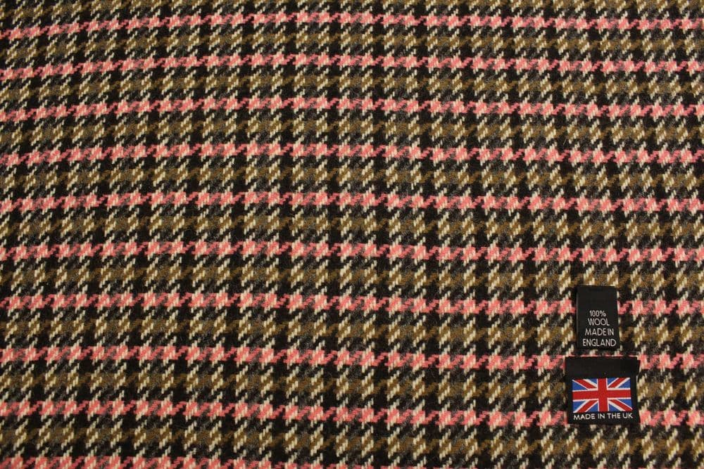 Pure New Wool Classic Mini Check Tweed Fabric DM94