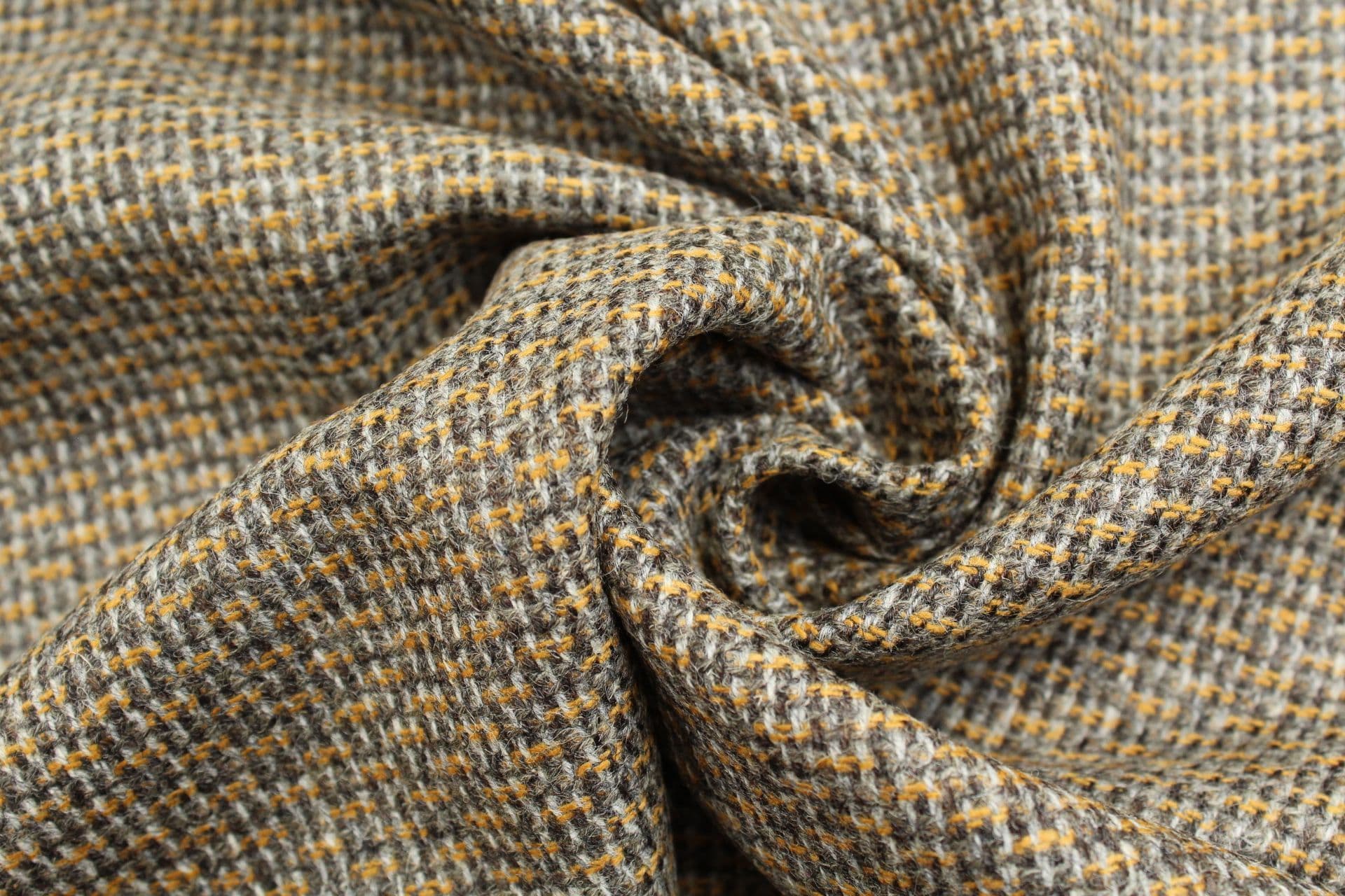 Pure New Wool Tweed Classic Tweed Design DM46