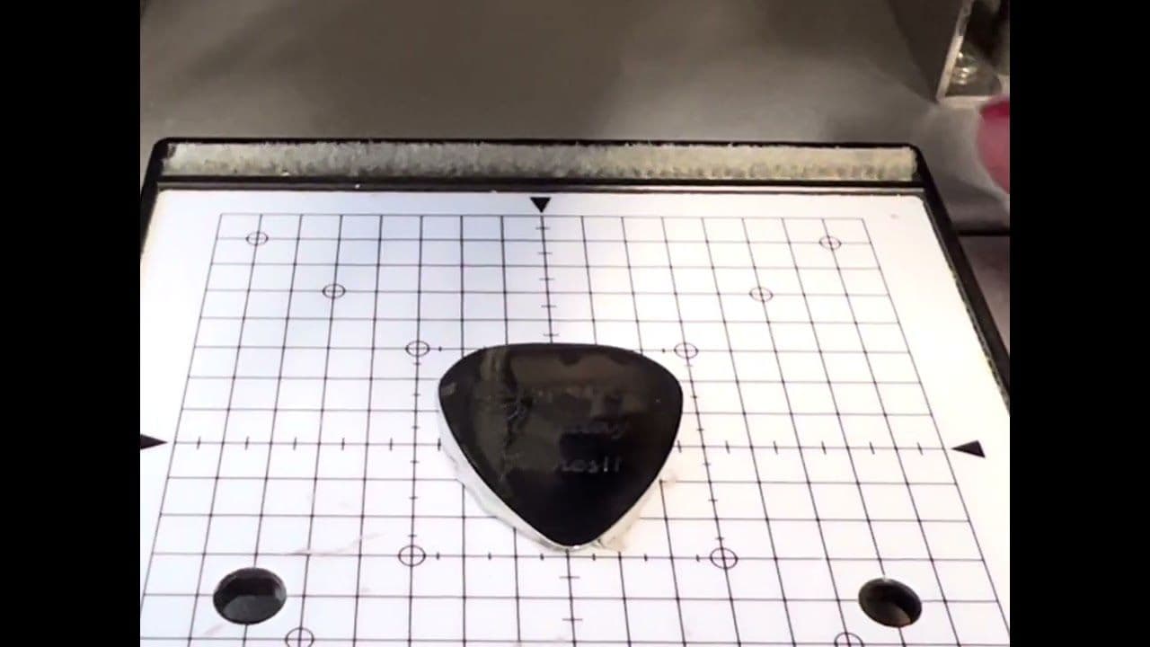 Personalised Guitar Pick, Plectrum with Engraving | Charming Engraving