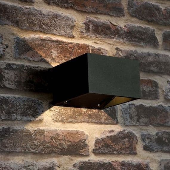 Why the KSR Lighting Utah 6W LED Wall Light is Our Go-To Outdoor Pick