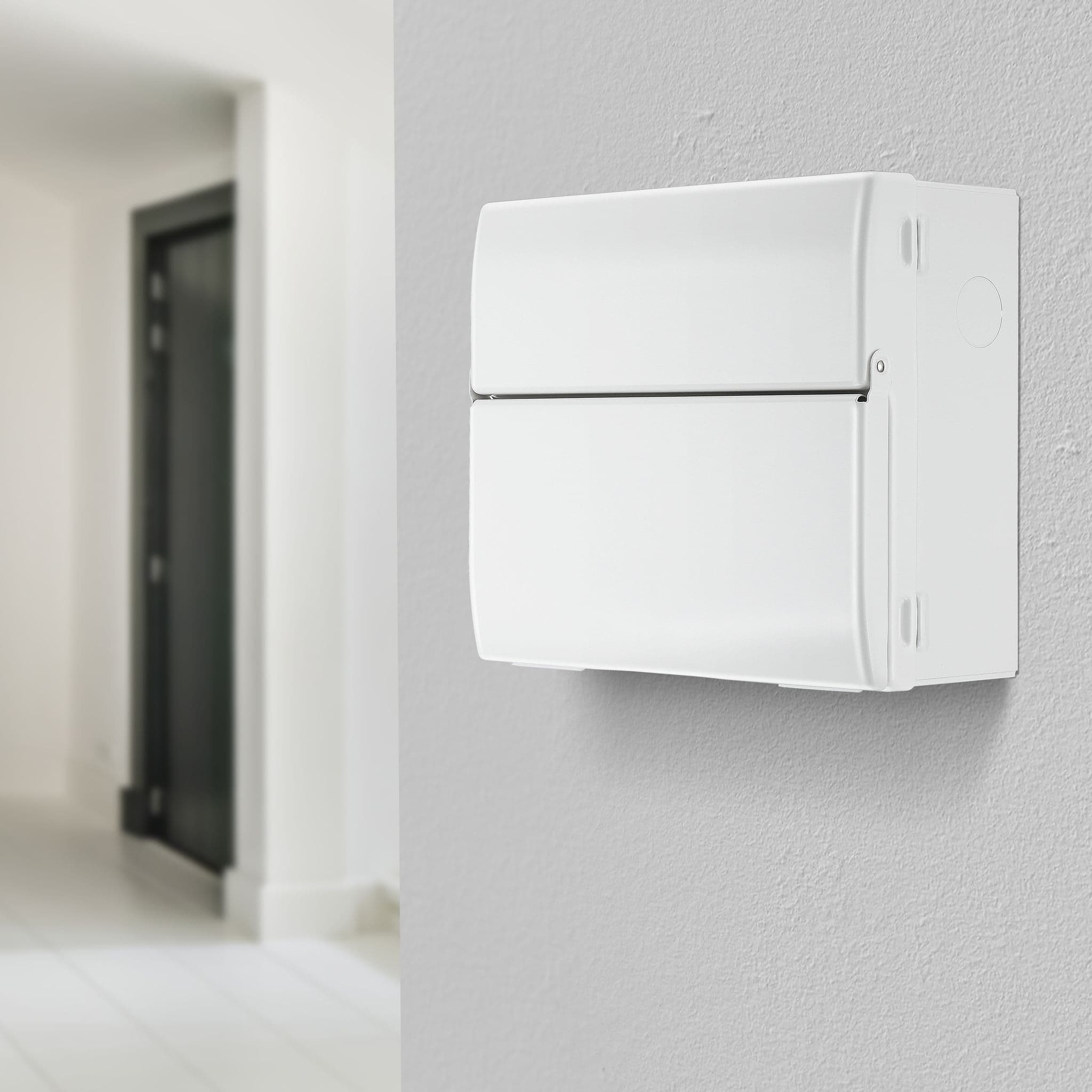 BG Fortress CFUSW05SPD Main Switch 100A Unpopulated 5 Way Consumer With SPD