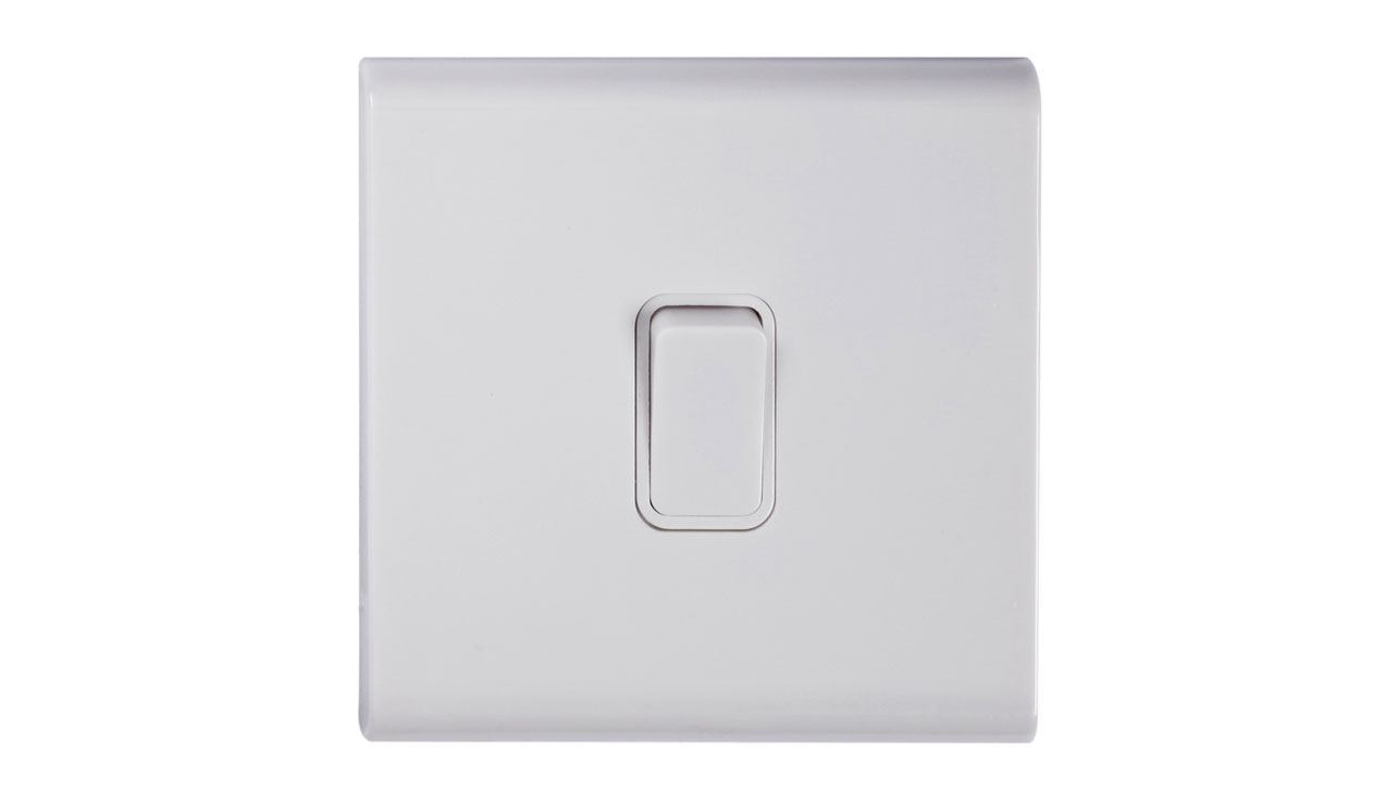 Deta 8601WHW Slimline Screwless 1 Gang 2 Way 10AX Plate Switch White ...