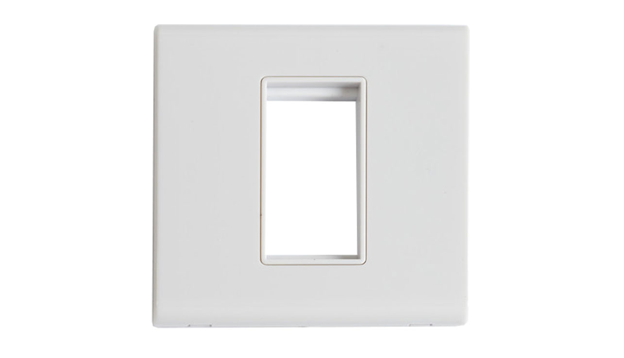 Deta 8685WHW Slimline Screwless One Module Data Plate White Box Of 20