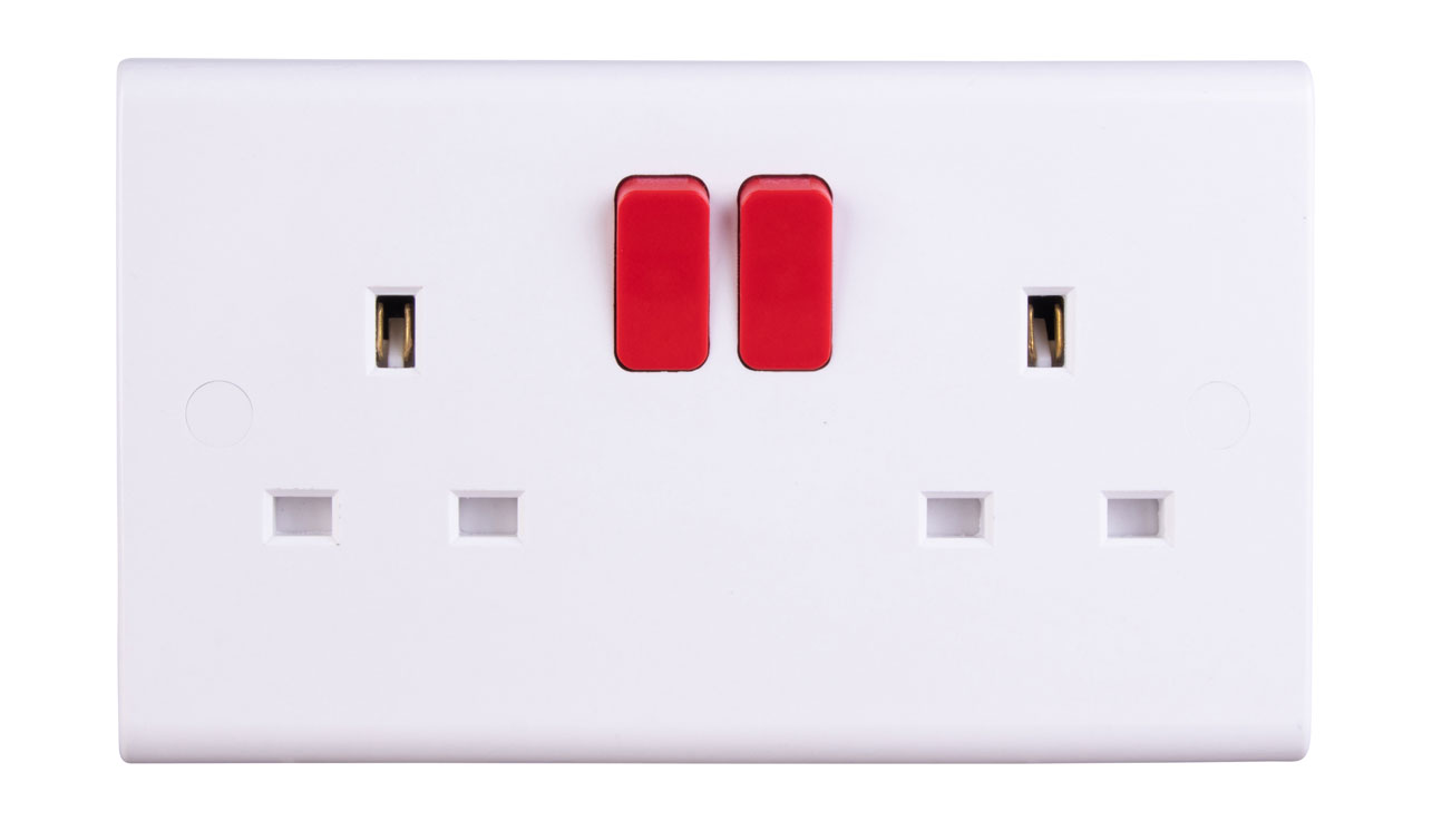 Deta S1291 Slimline 13A 2 Gang DP Switched Socket with Red Rockers Box ...
