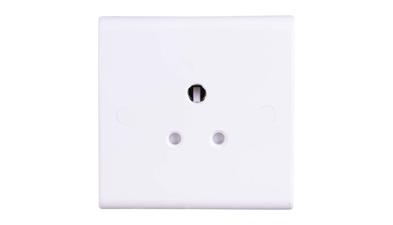 Deta S1331 Slimline 5A Unswitched Socket Round Pin