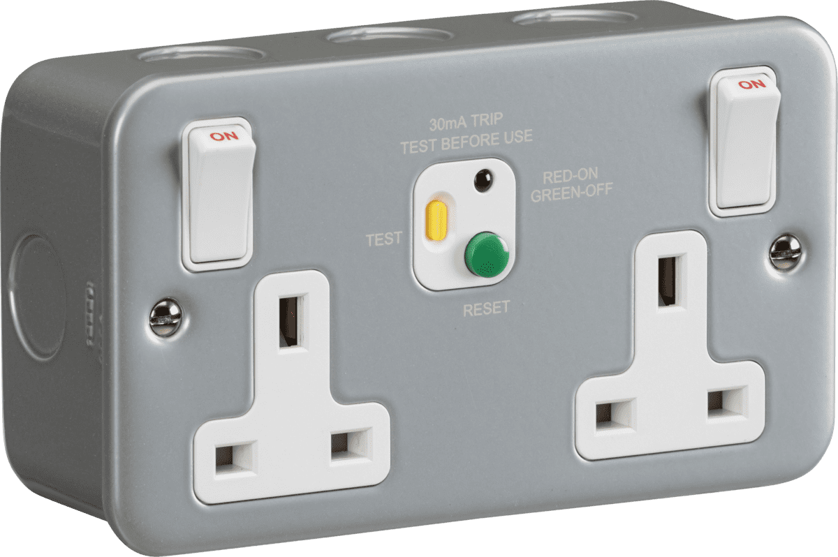 ML Accessories M9RCD 13A 2G DP RCD Switched Socket - 30mA Type A