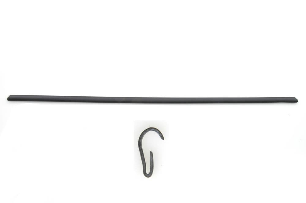 Plastic strip for boot seal side