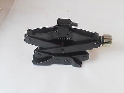 RENAULT CLIO MEGANE SCENIC MODELS FROM 1999 TO 2003 LIFTING WHEEL JACK