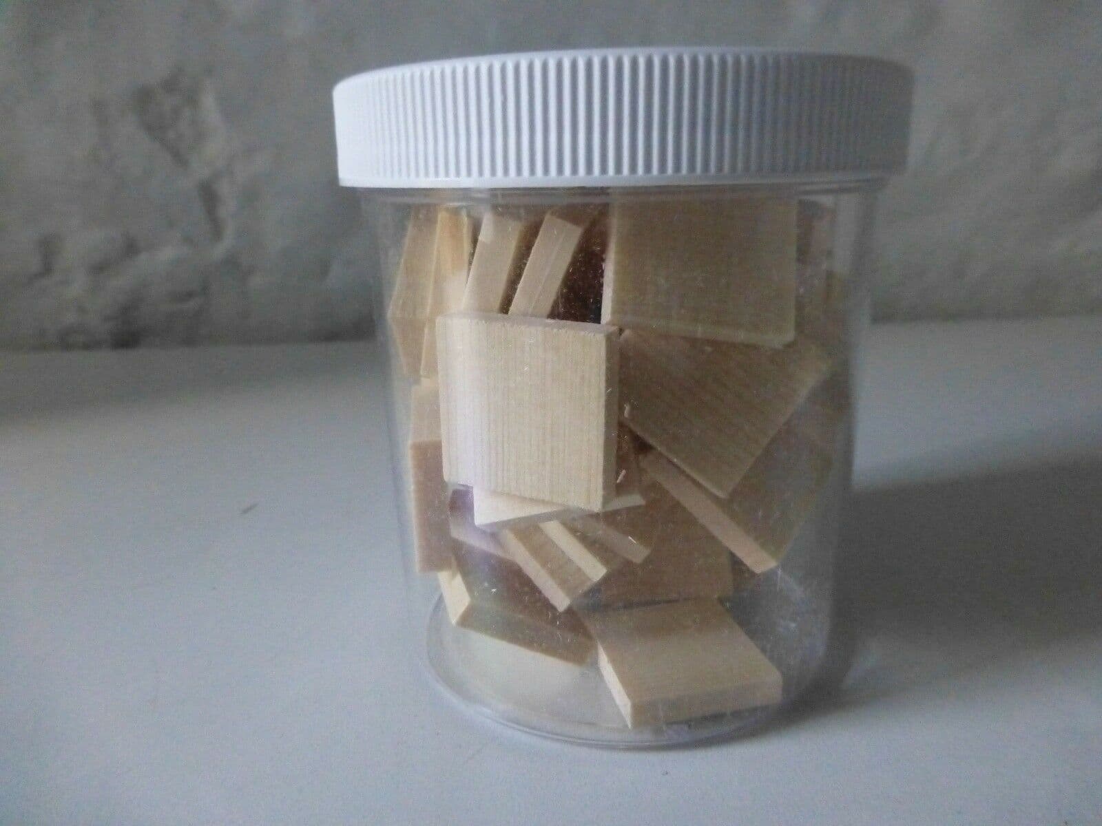 50 CELLO OR GUITAR REPAIR CLEATS PRE-CUT SQUARE SPRUCE 25X25X5MM FROM UK