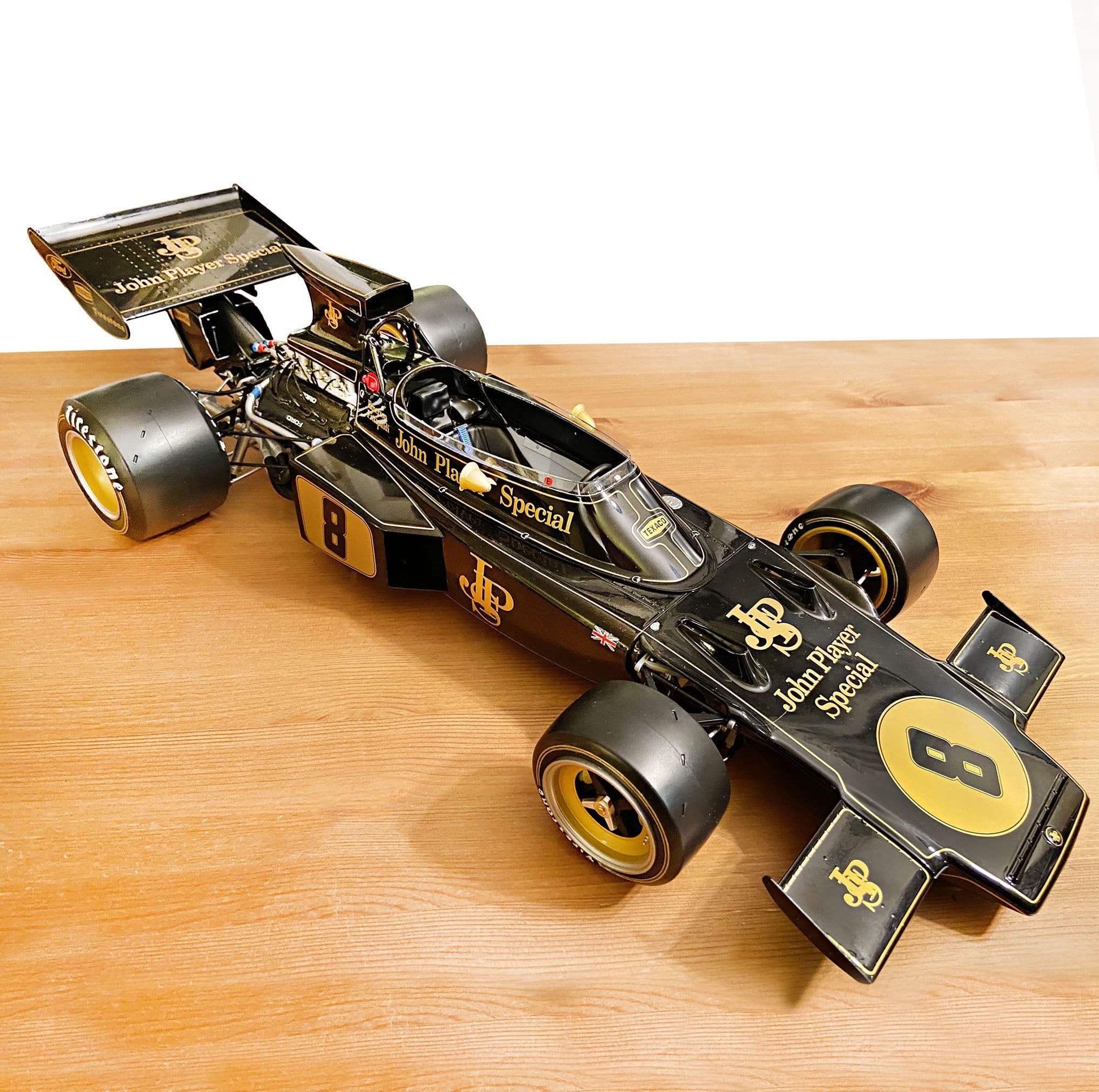 Pocher HK114 Lotus 72D - 1972 British GP Winner - Emerson Fittipaldi