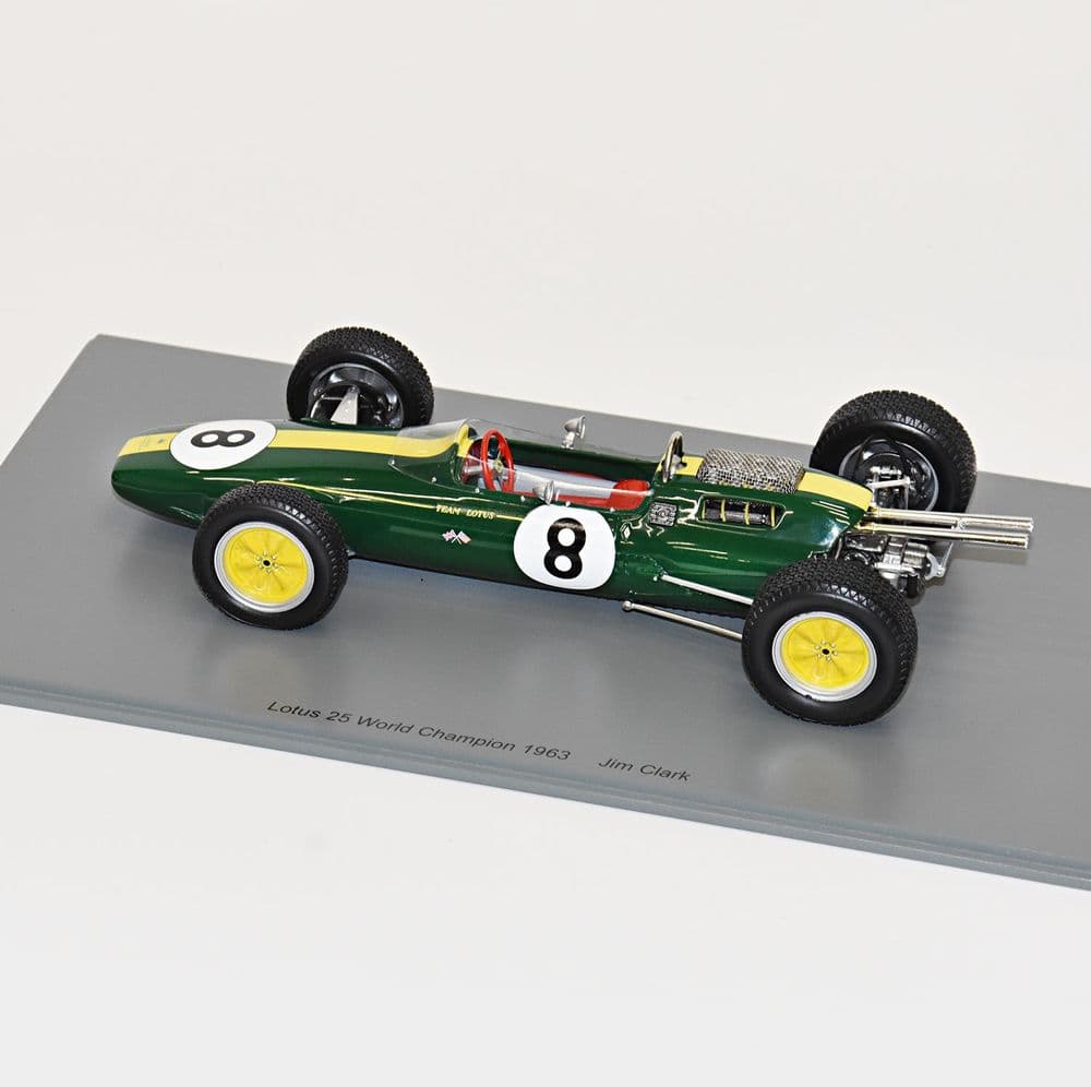 Spark 18S038B Lotus 25 Jim Clark 8 Italian GP Winner 1963