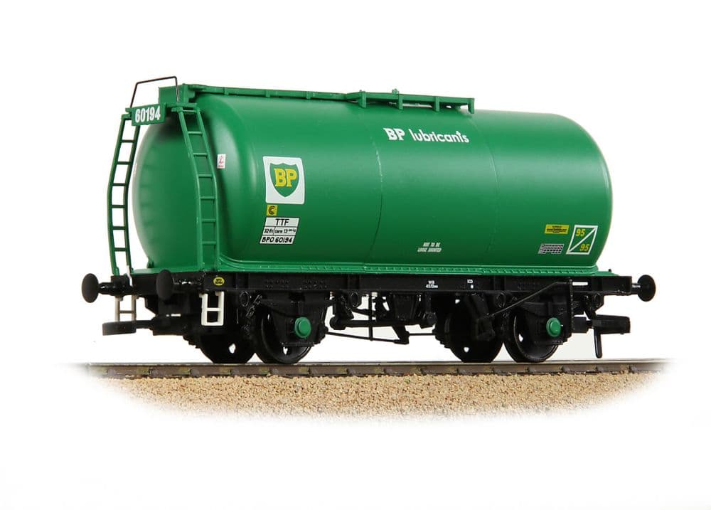Bachmann 37-590 BP Lubricants TTA Tank Wagon Green Livery
