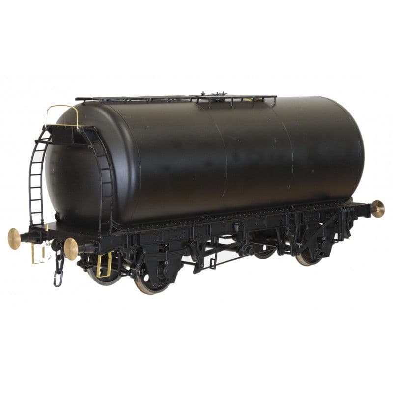 Dapol 7F-064-001 TTA 45T Tank Type A1 BP Green No 37267 NOT YET RELEASED