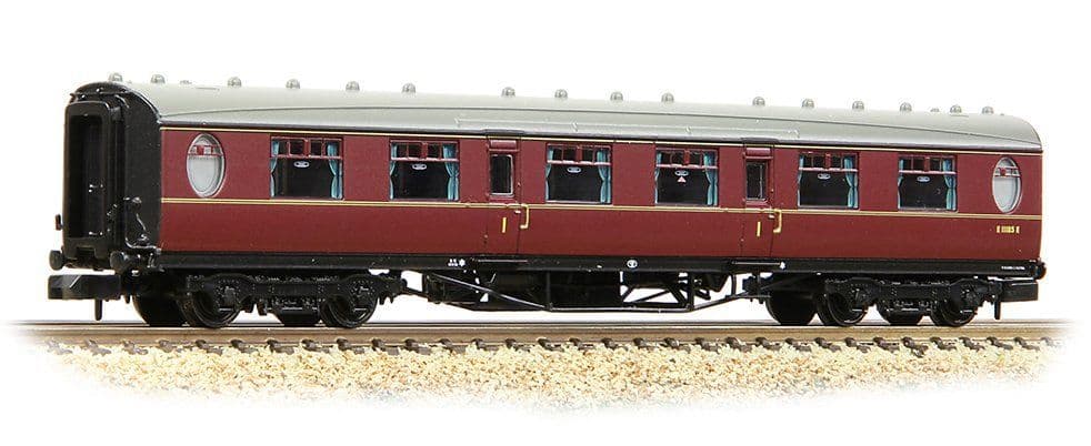 Graham Farish 376-202A BR Thompson Corridor 1st Maroon Livery