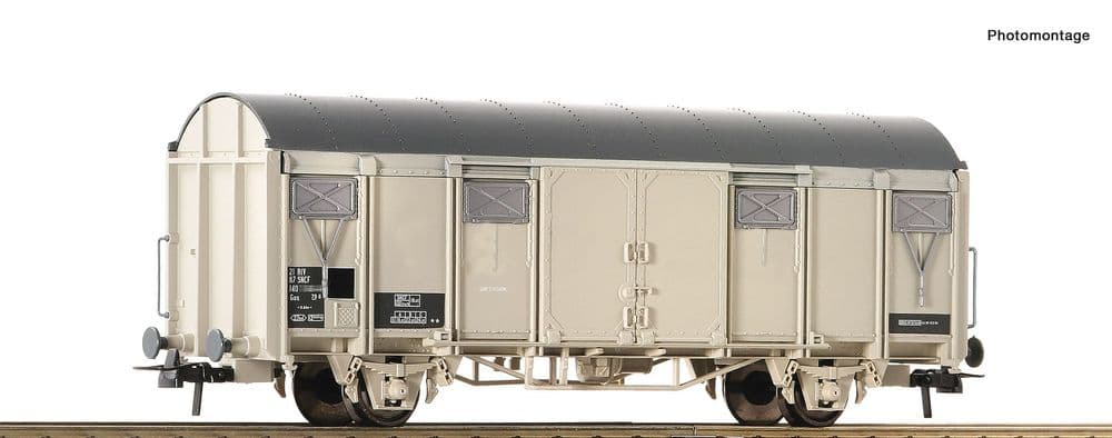 Roco 76604 SNCF 2-axle Vent Van White Livery Era V