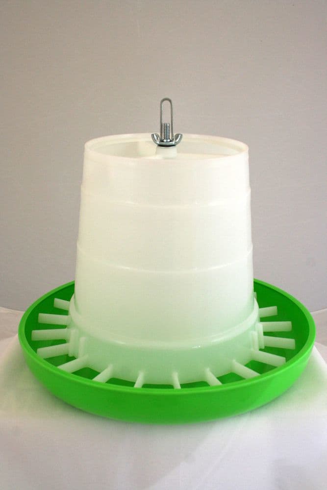 Plastic Hanging Feeders