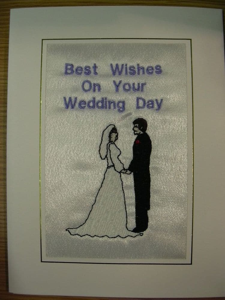 WEDDING DAY COUPLE