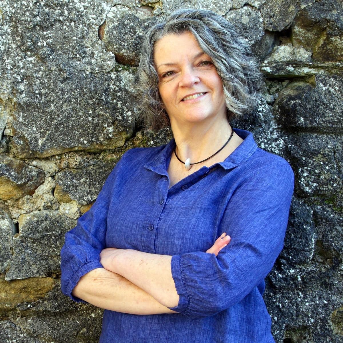 Workshop Thursday 26th September 2024 - PaperArtsy Projects with Kate Crane