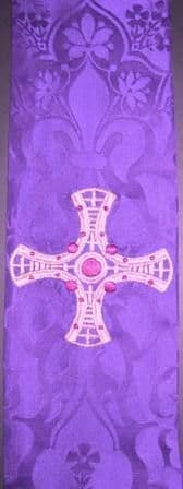 Cuthbert Cross Brocade 095