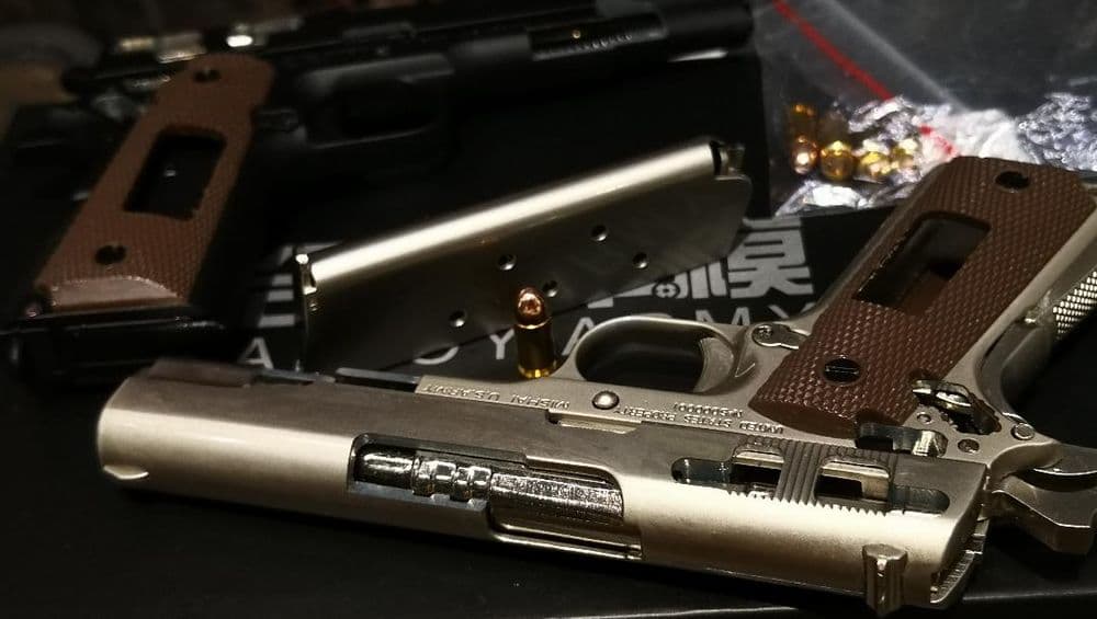 1 2 Shell Eject Metal Silver M1911 cut away version