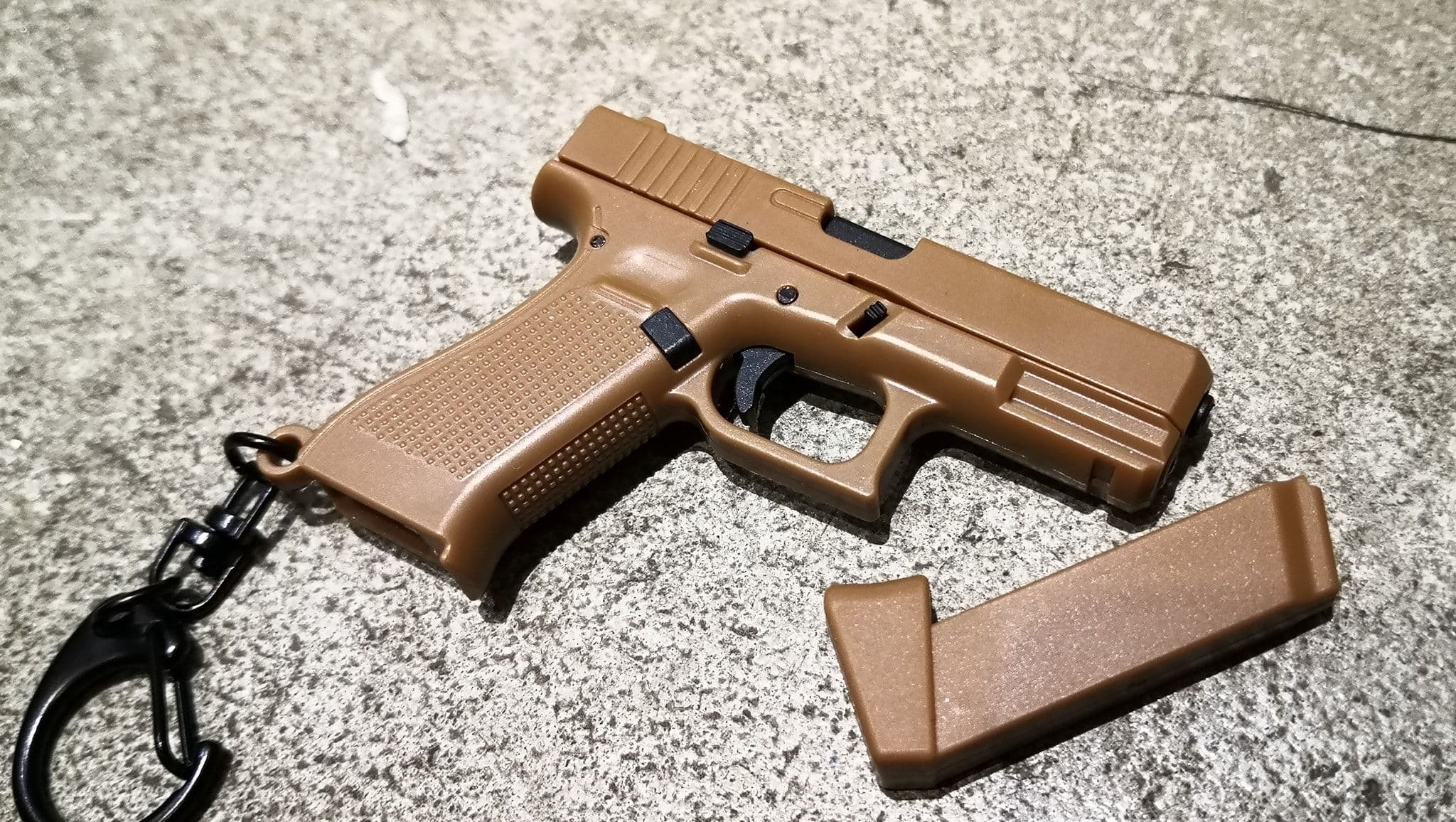 1 3 Miniature 19 tan plastic model keychain