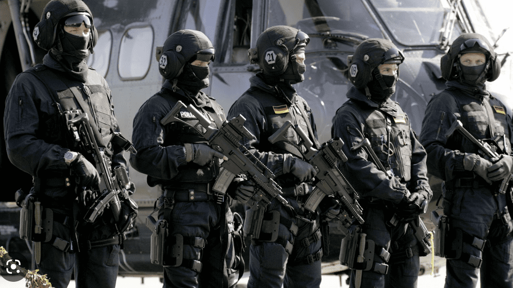 Genuine 90 s Germany made GSG9 coverall Fit 5 10-6 1