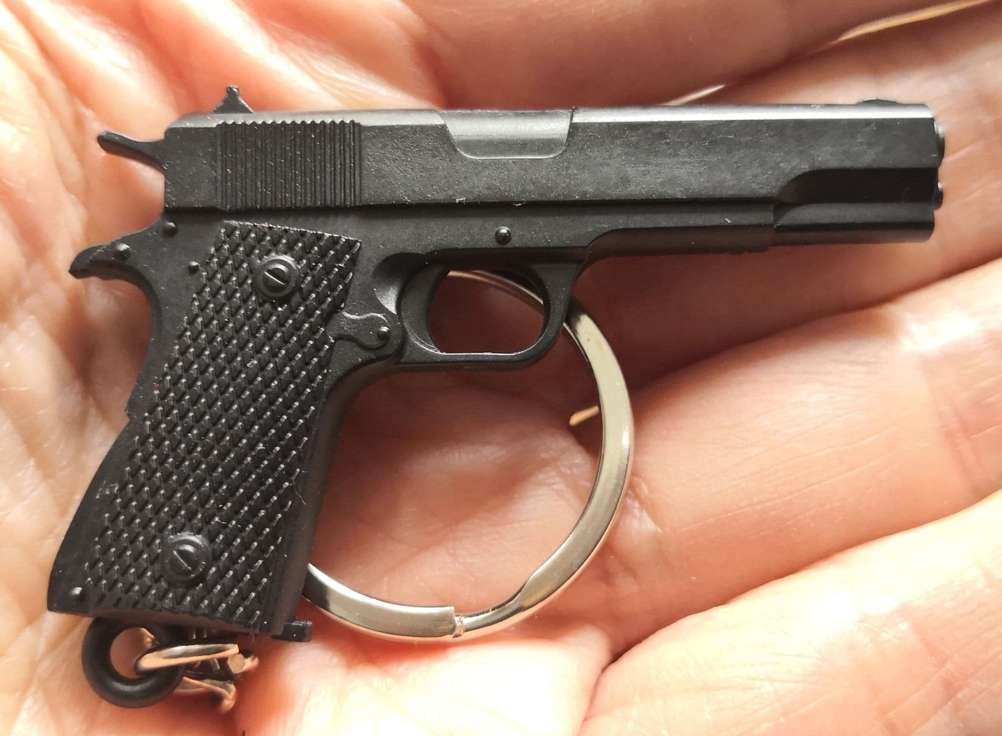 Miniature Keychain M1911 Model 057 Free shipping