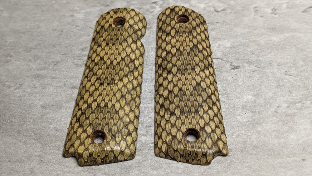 USA Snake skin M1911 grip No 75 with Ambi-safety cut