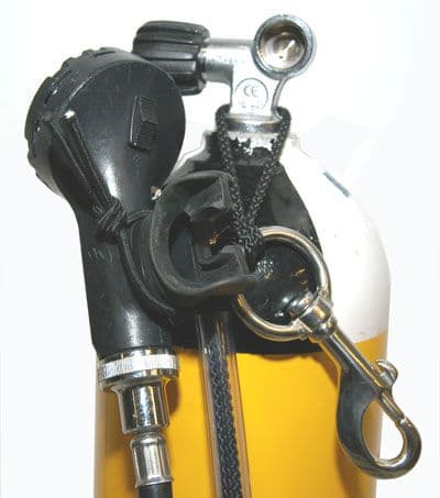 STAGE CYLINDER MOUNT KIT COMPLETE