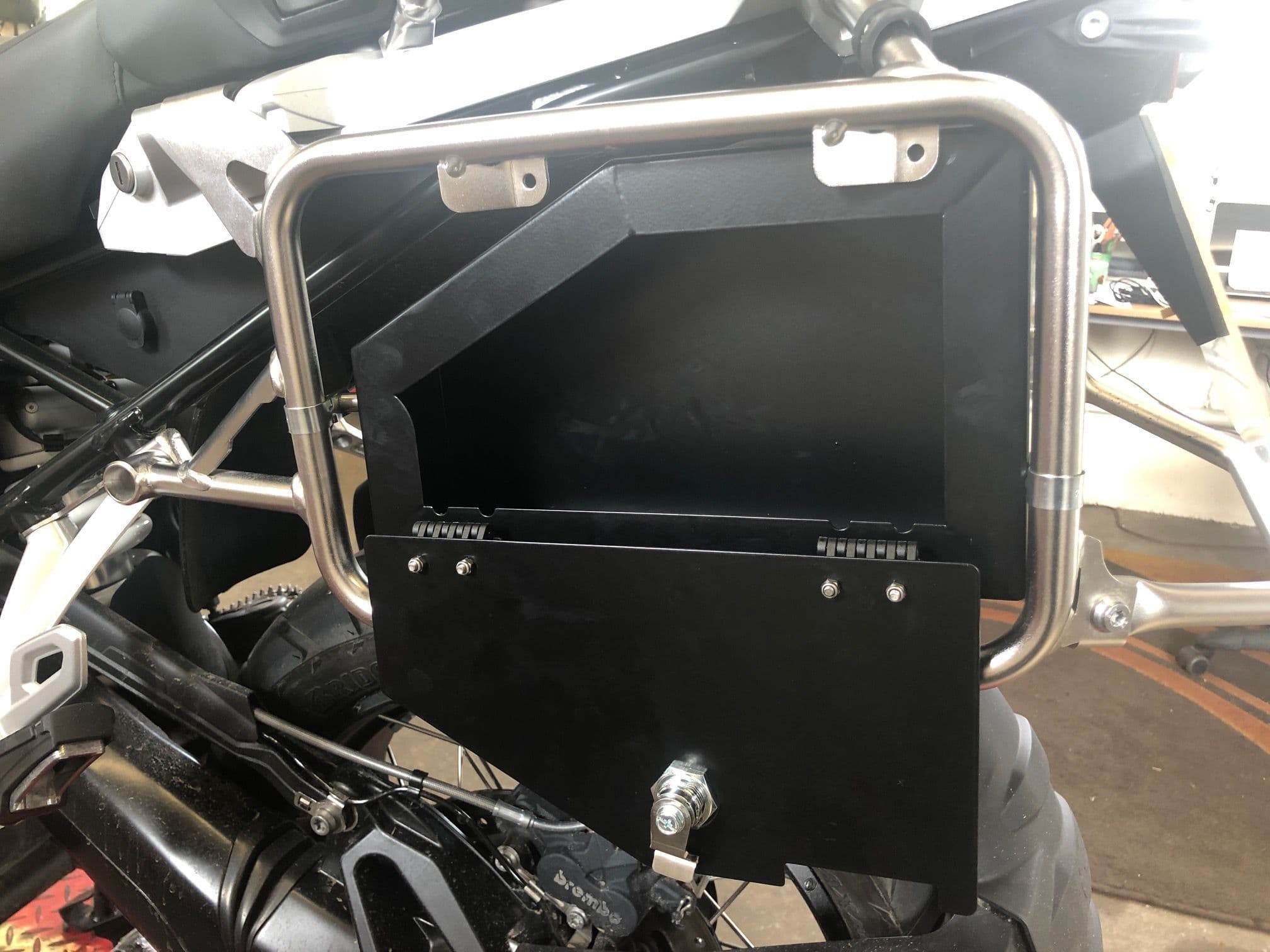 R1200GSA LC Pannier Rail Tool box