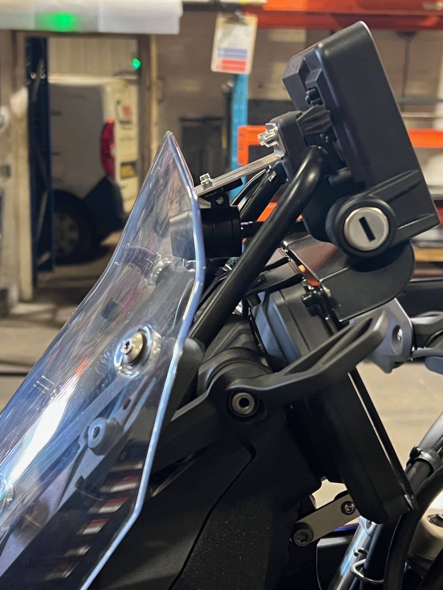 R1300GS/A Universal Camera Mount