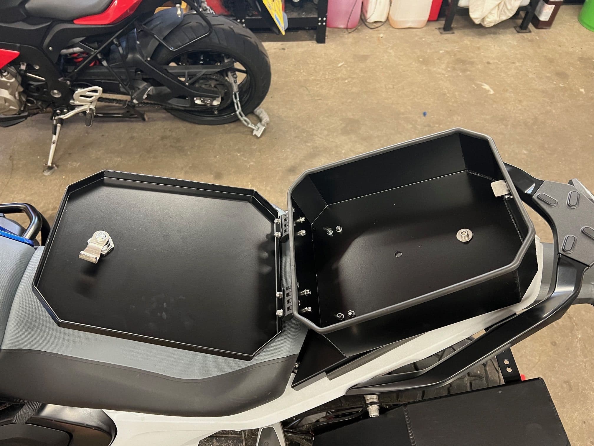 BMW R1250GS(A) Pillion Seat Clip On Off Utility Box | Rallye Pillion ...
