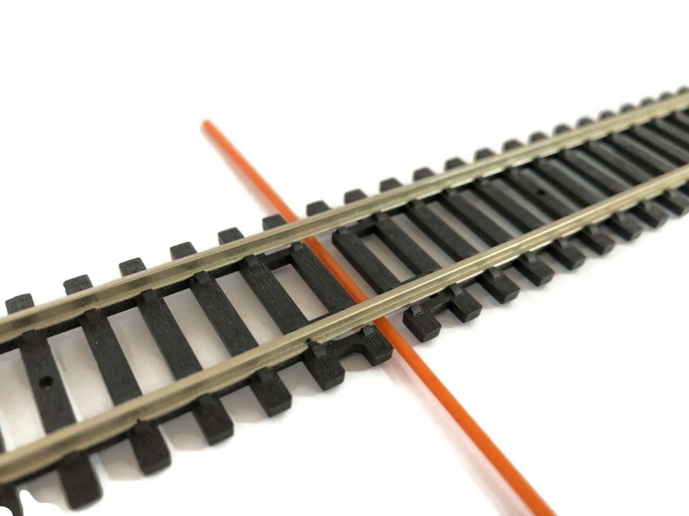 AX106-OO Orange Network Rail UTX Cable Ducting / Trunking For OO Gauge ...