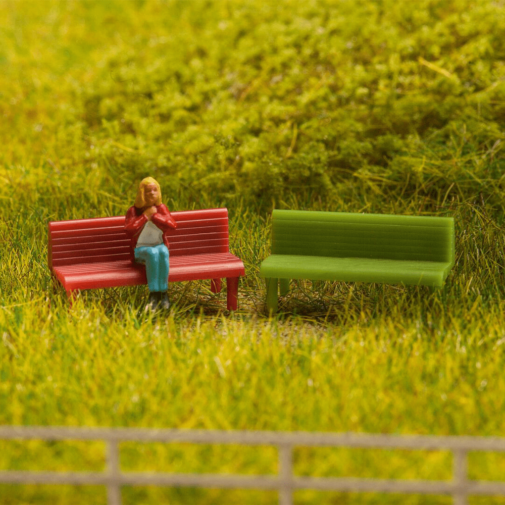 Faller 180919 Red & Green Benches (Pack of 4) for OO/HO