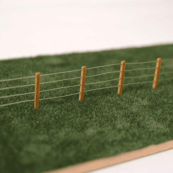 4ft Post & Wire Model Railway Fencing For OO Gauge Model Railway & 1/76 ...
