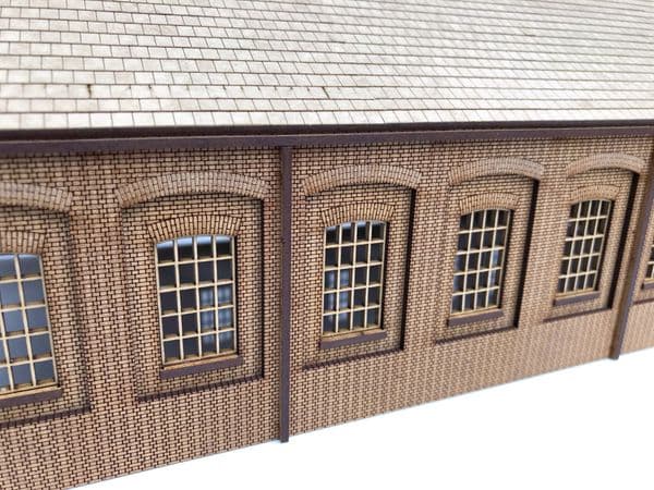 LX230-OO Three Track Engine Shed - OO/4mm/1 76