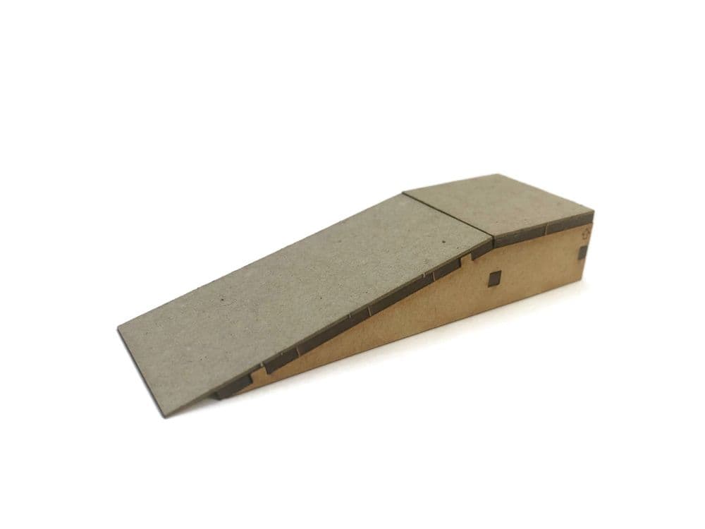 LX407-OO Half-Width Platform Ramps 100mm x 31mm Pack of 2 - OO/4mm/1 76