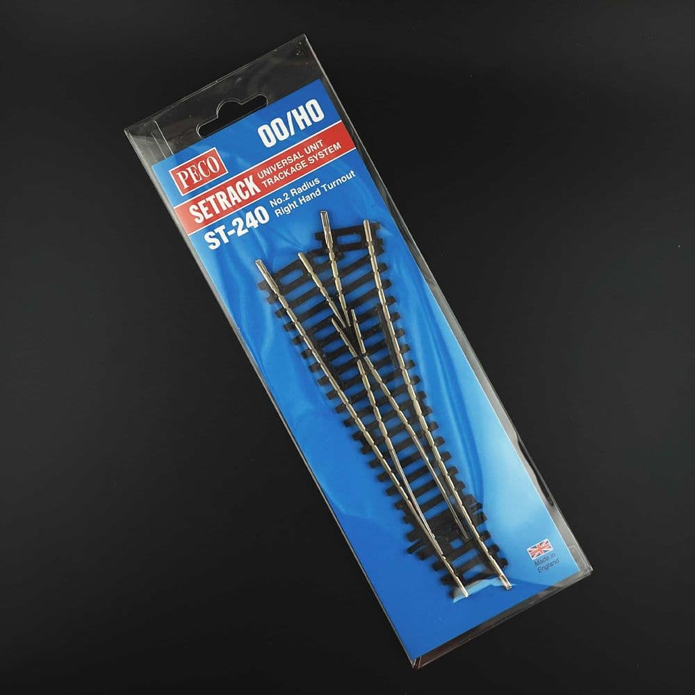 PECO Setrack ST-240 2nd radius R/H Point/Turnout