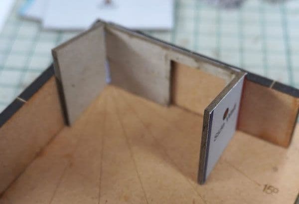 Scale Model Scenery Building A Simple Lean-To In OO Scale