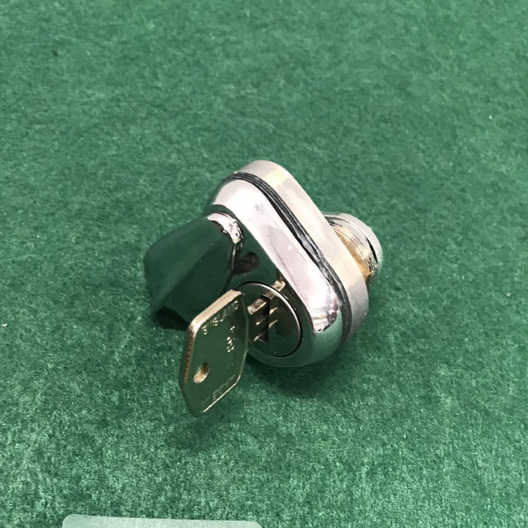 Boot Lock Elan S1 & S2 010