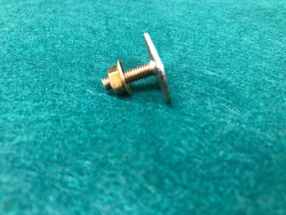 Clip Radiator Grille Surround Elan 2 839