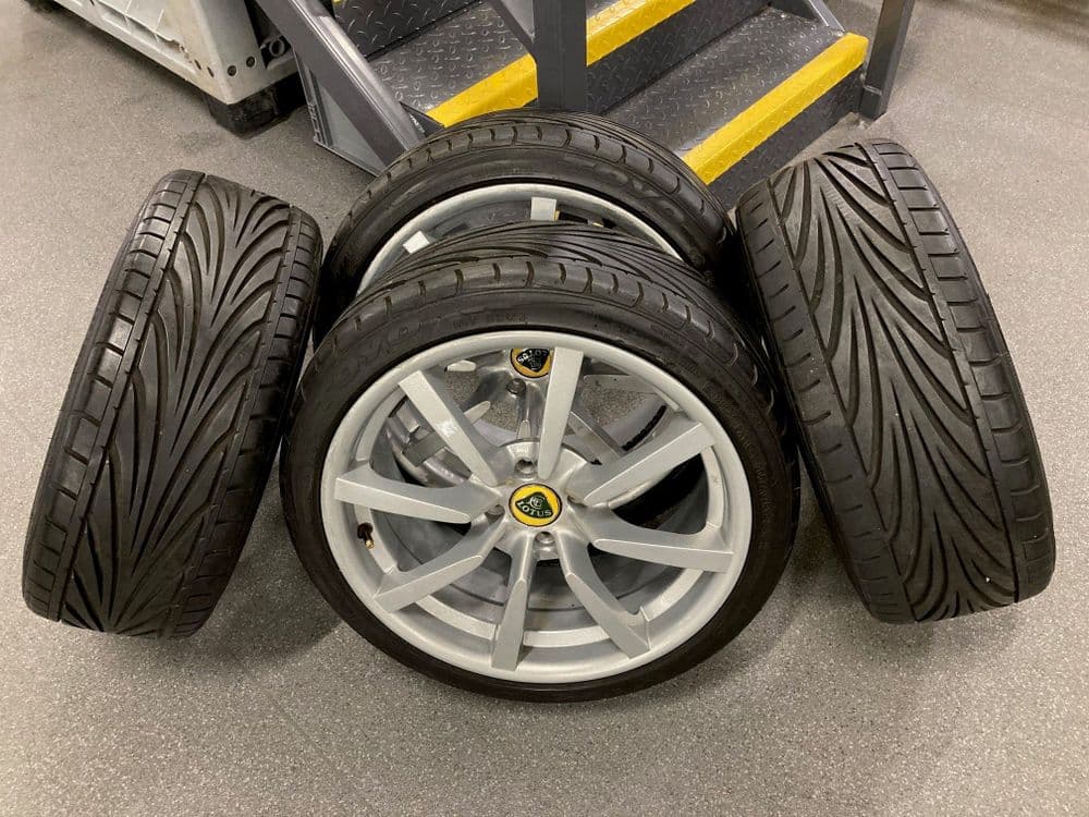 Elise S2 Rear Wheels and Tyres - Make an Offer