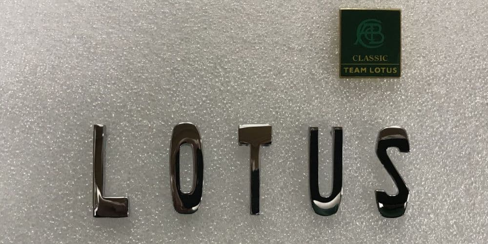 LOTUS Letter Badge Set 779