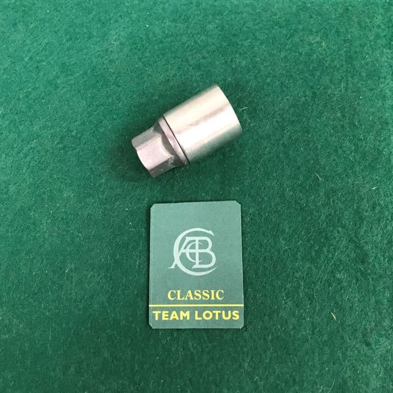 WHEEL BOLT KEY B 881 975